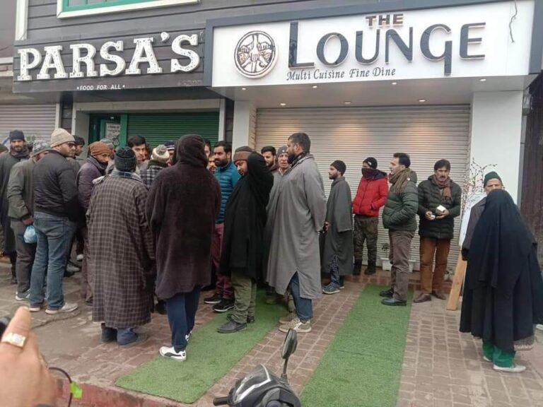 Officials seal five restaurants in KP road Anantnag for 'overcharging ...