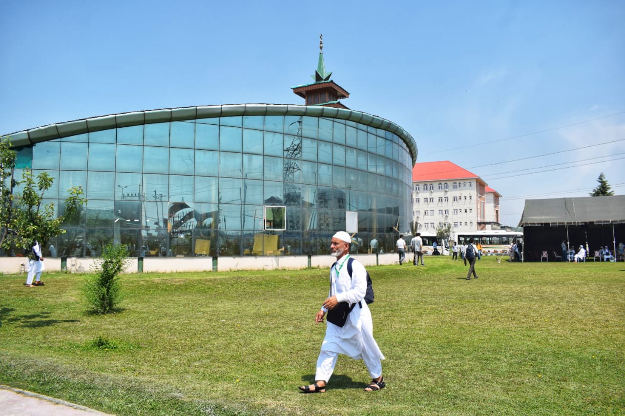 In Frames: 'Haej dray Baitullah', First batch of Hajj pilgrims departs ...